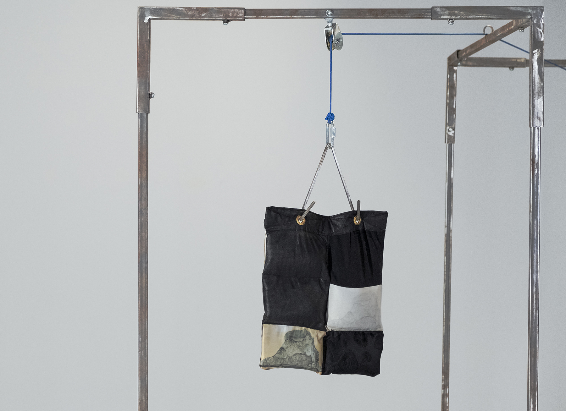 How To Look At An Unfixed Form | Cecilia McKinnon